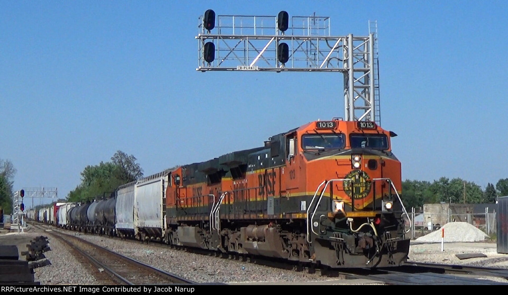 BNSF 1013 West